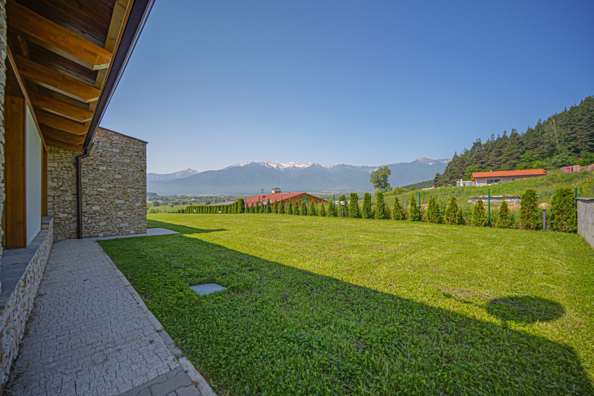 Magnificent property with a unique view of the Pirin Mountains near ...